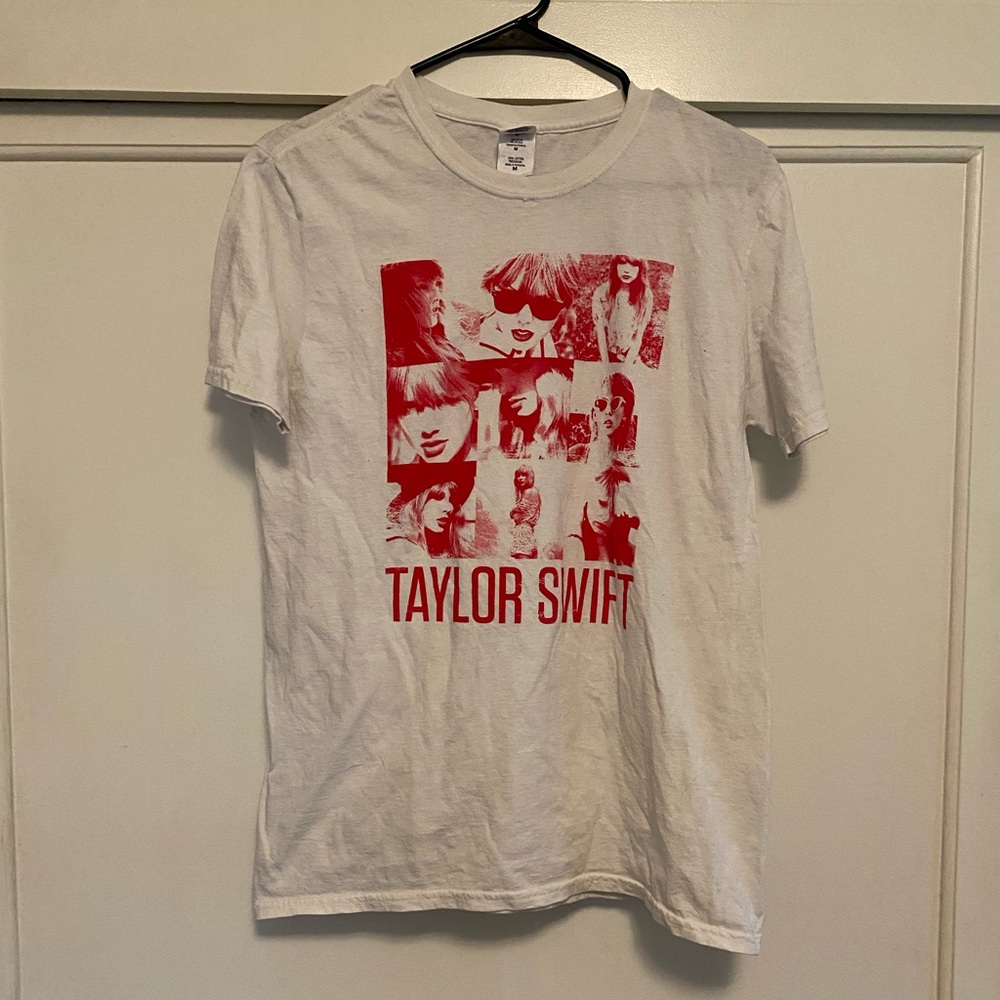 Taylor Swift Red Album T-Shirt - Gem